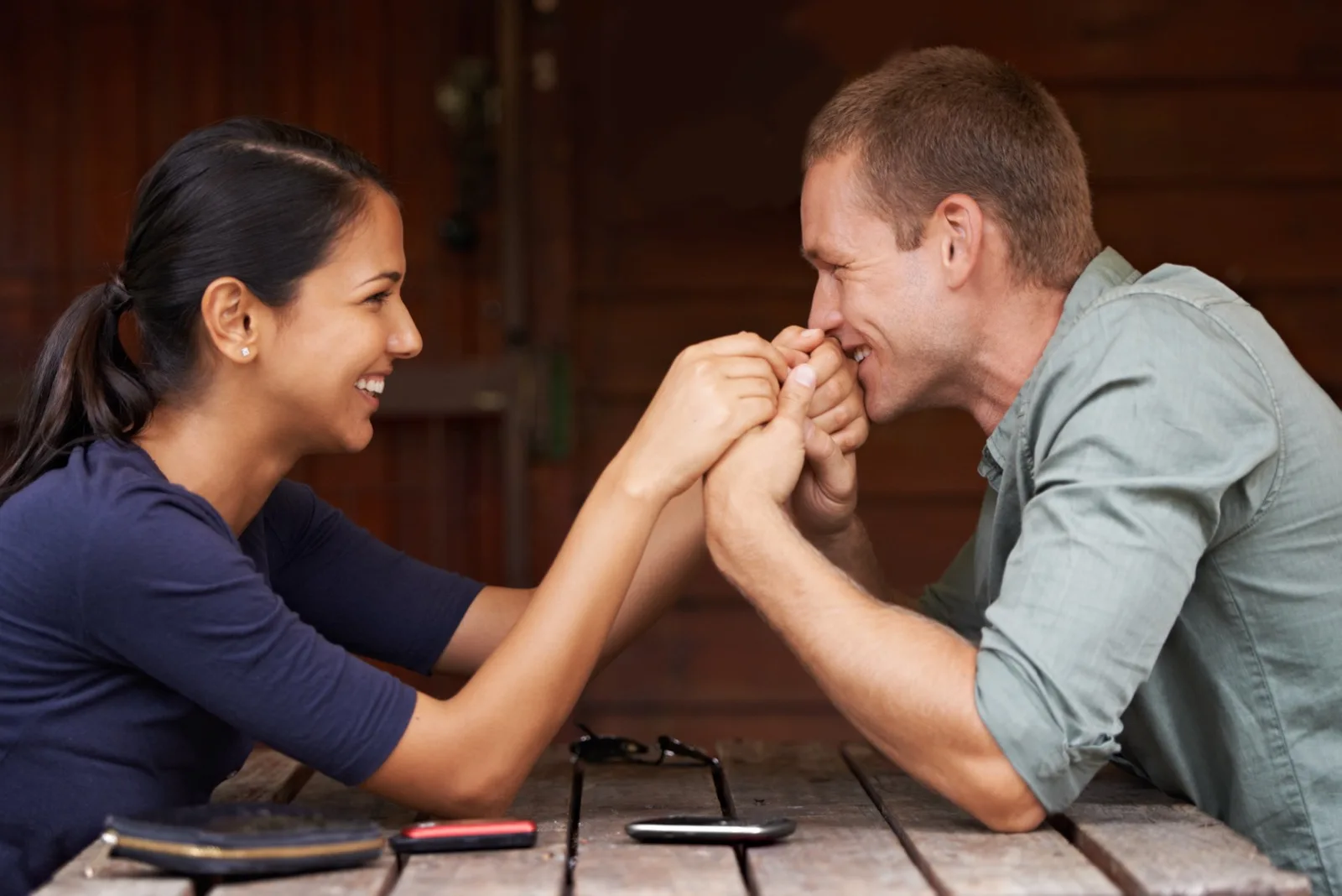 10 Subtle Body Language Signs A Guy Likes You
